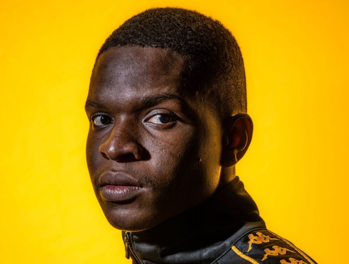 Kaizer Chiefs legend concerned about new defender – Soccer Bullet