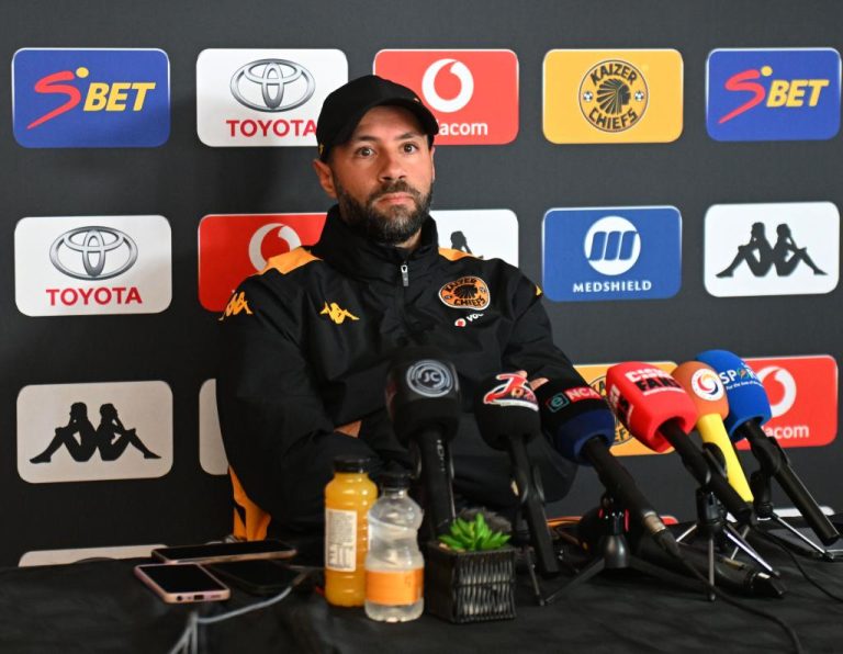 Chiefs Coach Points Out ‘Big Problem’ – Soccer Bullet