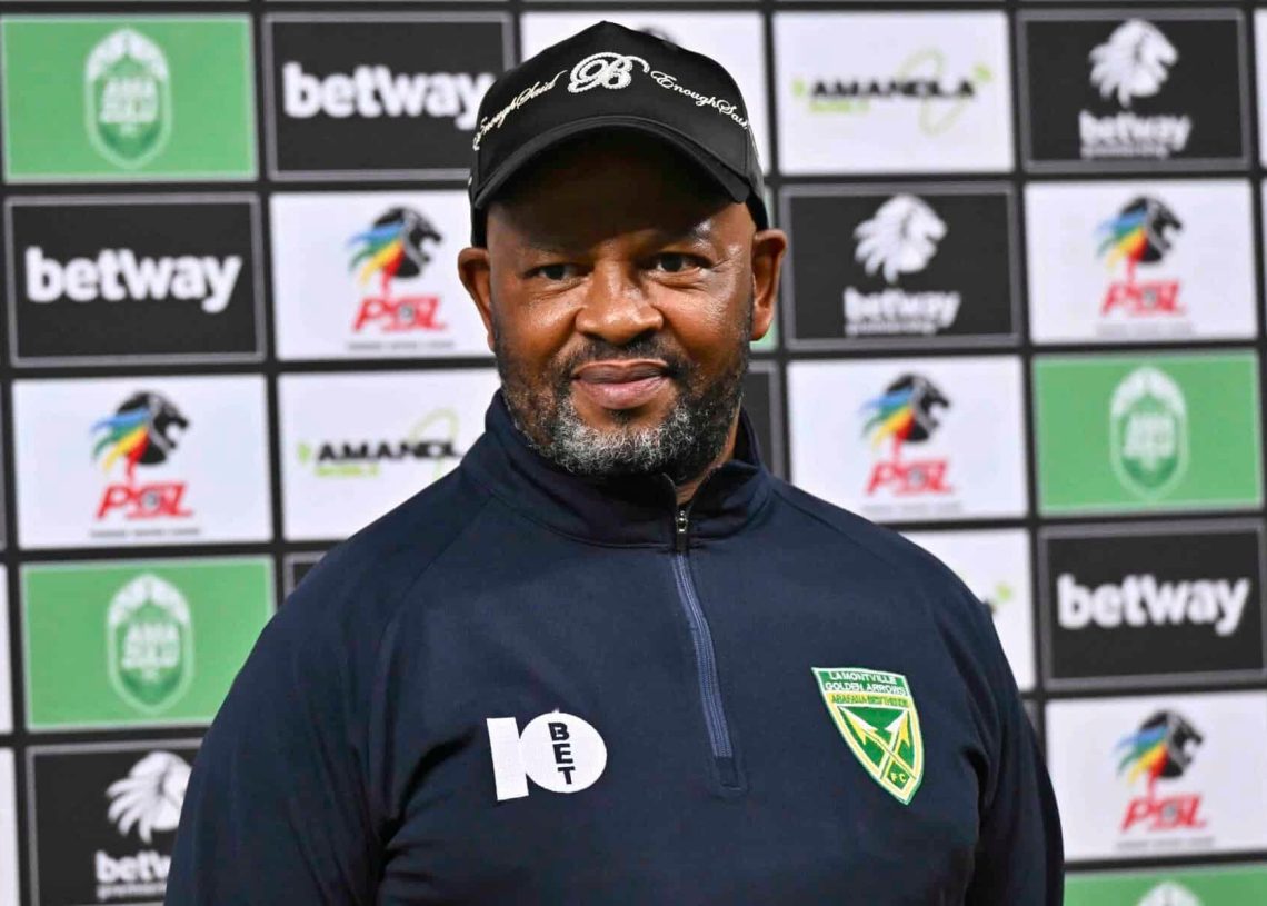 Manqoba Mngqithi’s agent responds to Kaizer Chiefs links – Soccer Bullet