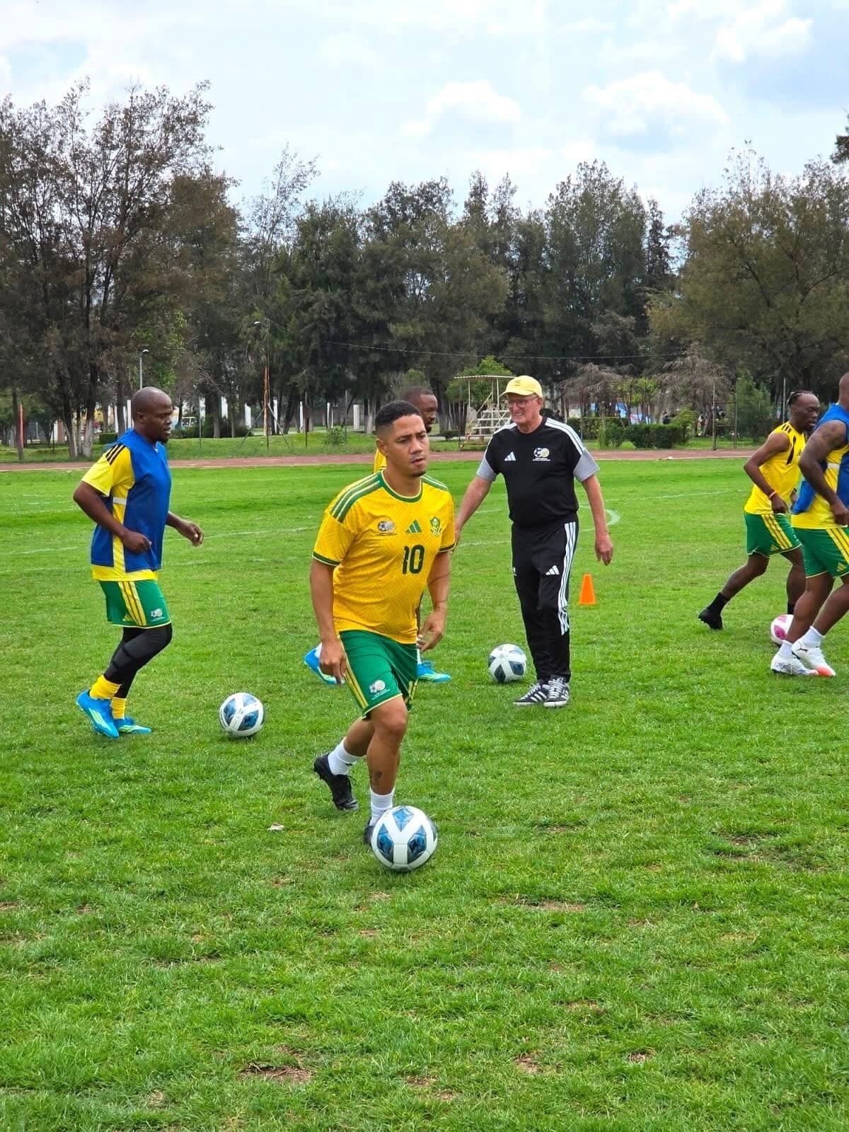 Pienaar – Why I Think Bafana Will Beat Mexico – Soccer Bullet
